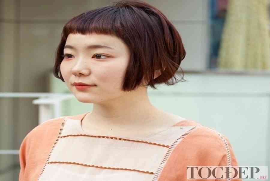 Tóc mái ngố nữ cực kì trẻ trung và tạo nên một guu rất riêng | Thoitrangviet247